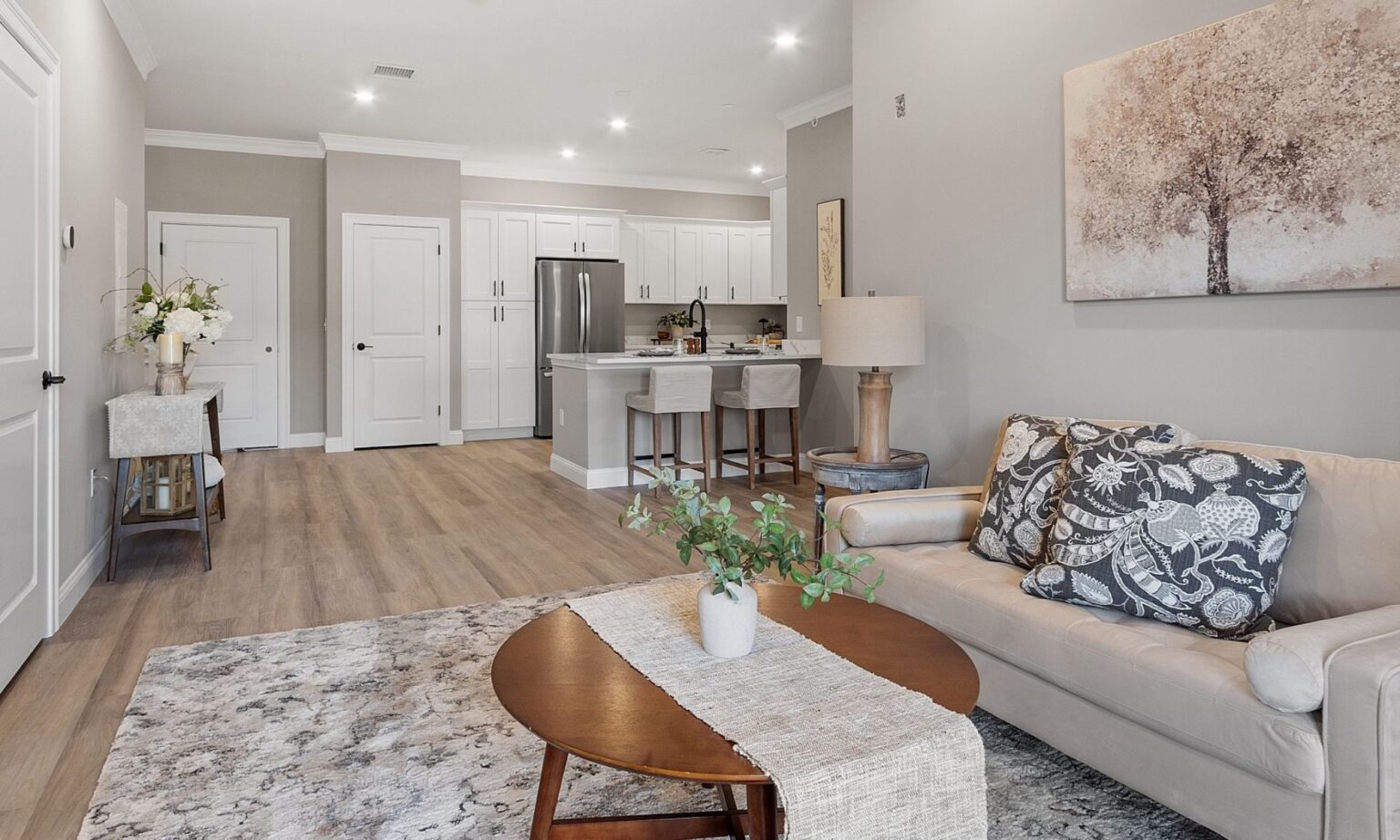 Features - London Crossing Condominiums